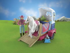 Loving Family™ Horse Trailer